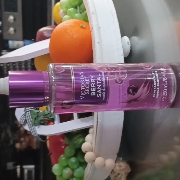 Victorias Secret Bath And Body New Victorias Secret Berry Santal